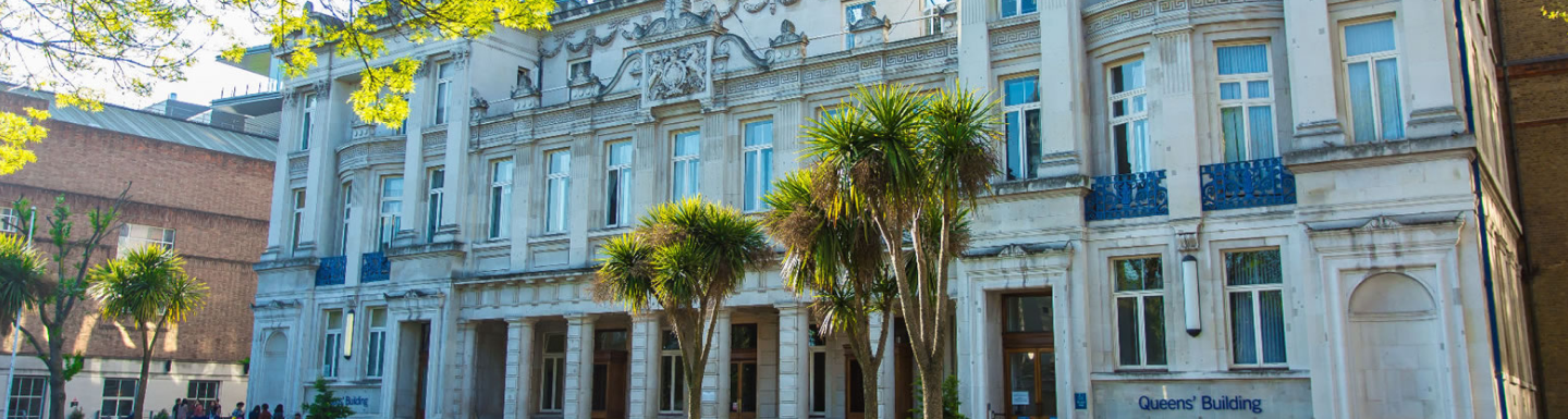 Queen Mary University of London UK for International Students | Courses, Rankings & Scholarships
